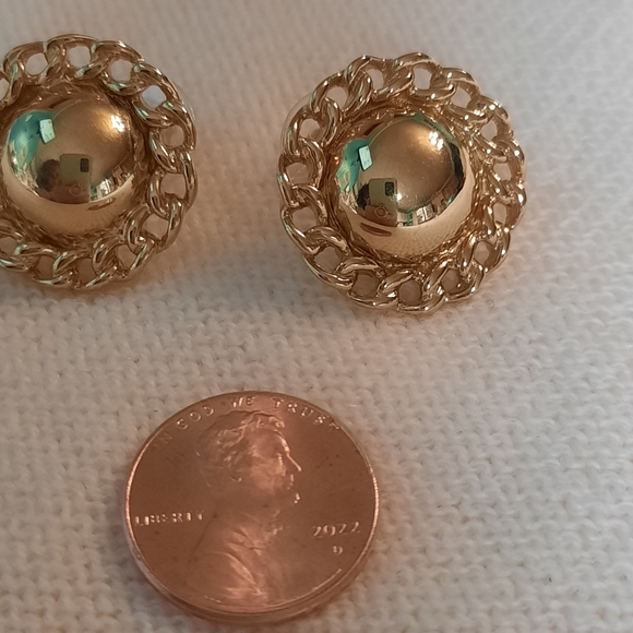 Monet | Jewelry | Monet Gold Earrings | Poshmark